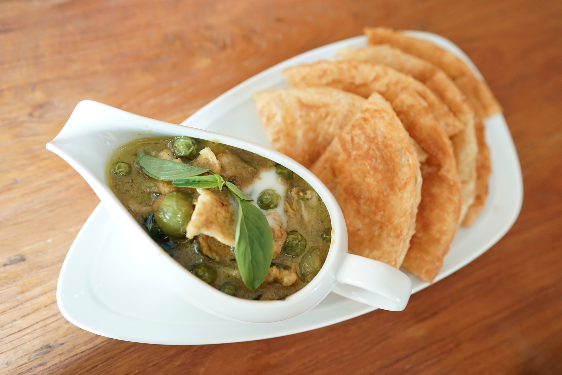 Aromatic Sri Lankan Kottu Roti With Chicken And Vegetables | Recipe